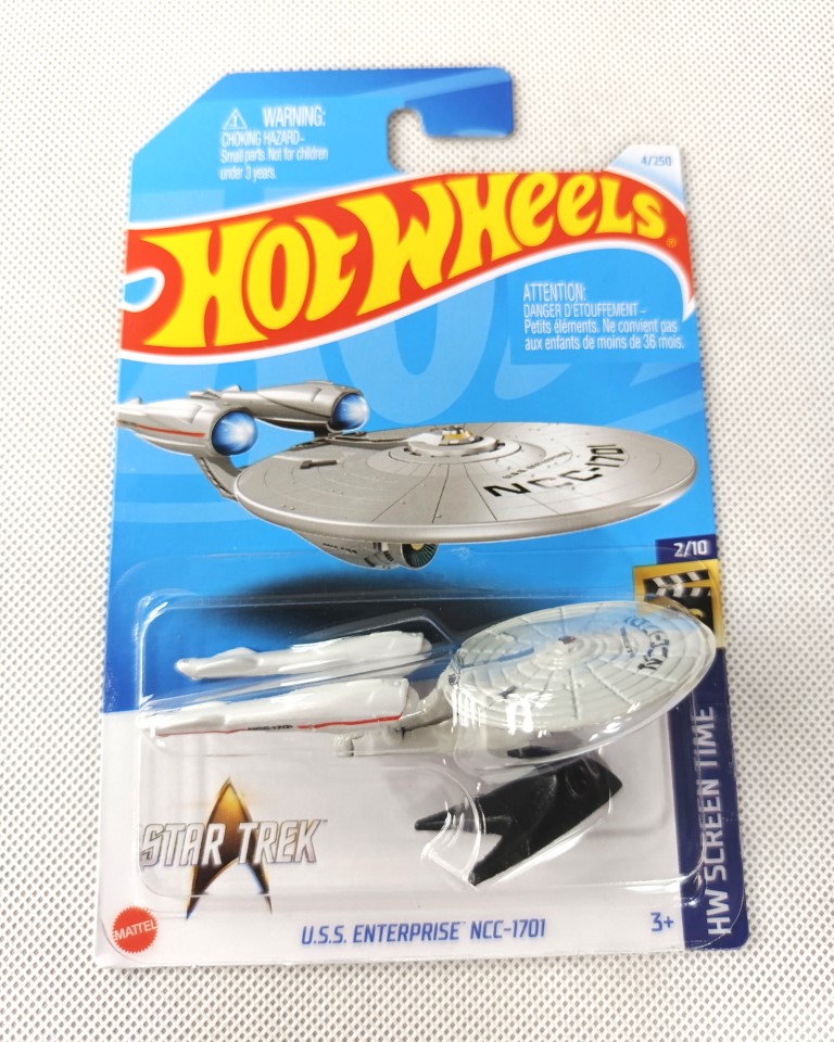Hot Wheels 1/64 Vehicle - U.S.S. Enterprise NCC-1701 (Star Trek)